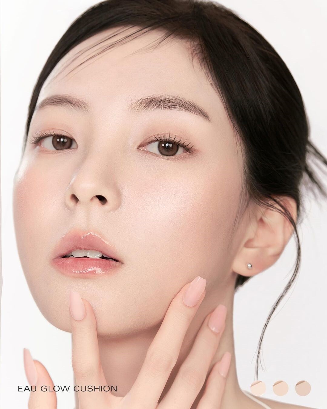 韓國最新「水光嘟嫩唇」技巧!彩妝師親授:範圍看「鼻翼大小」,欠親又顯嫩,唇紋out